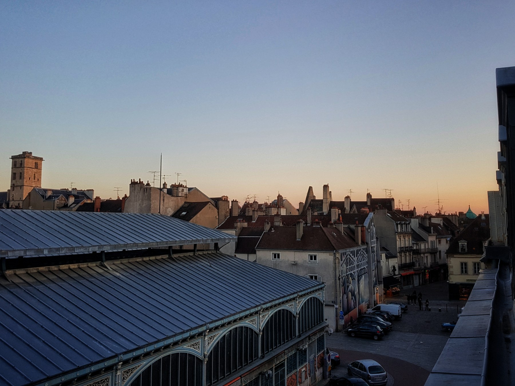 Les Halles et le marché – Touriste d'un jour