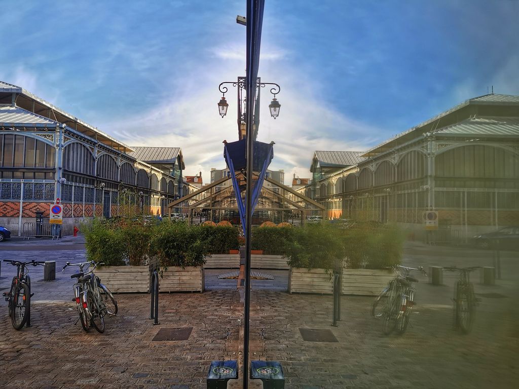 Les Halles et le marché – Touriste d'un jour